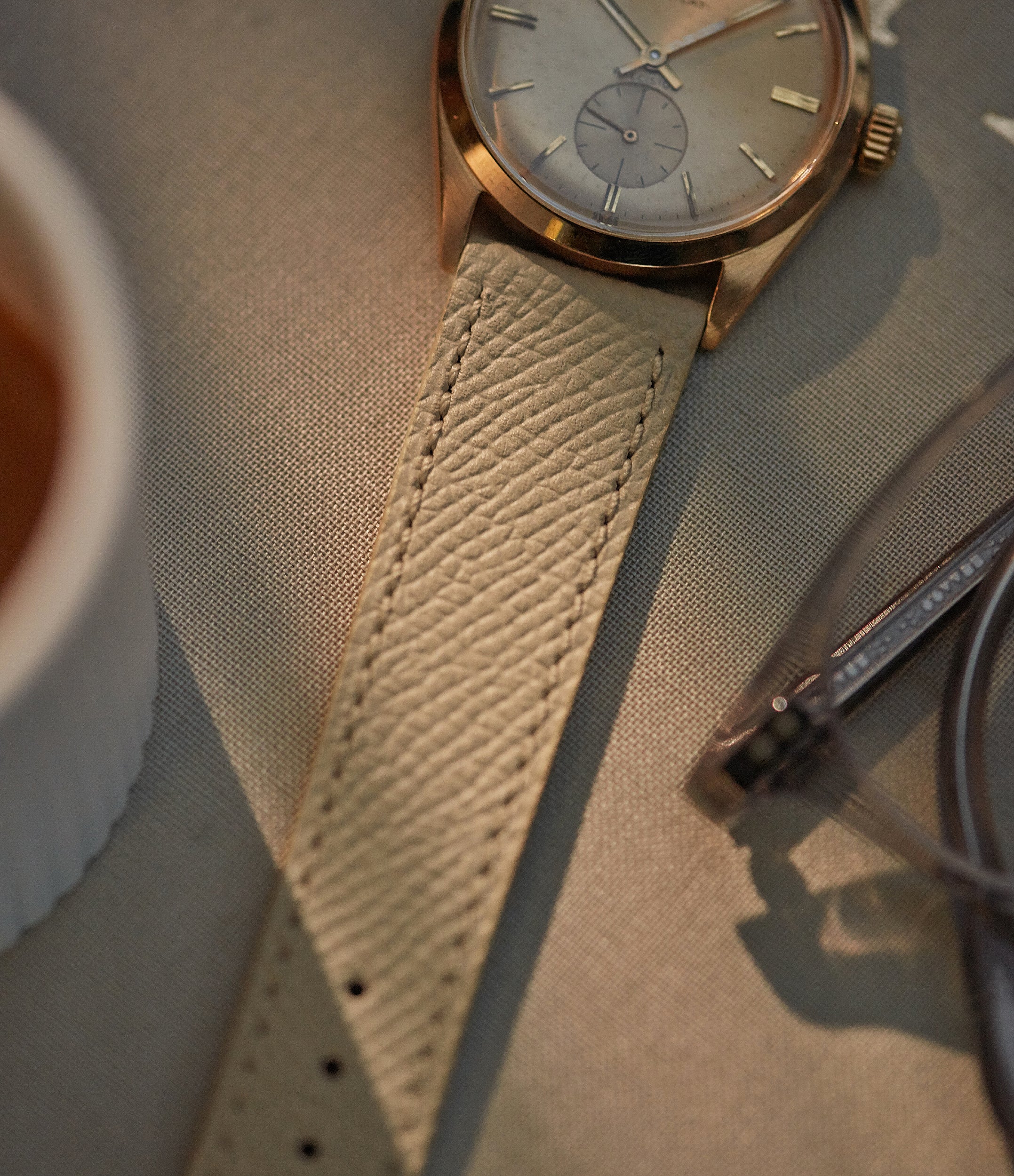 grained leather watch strap in sandstone sphinx | Buy luxury watch ...