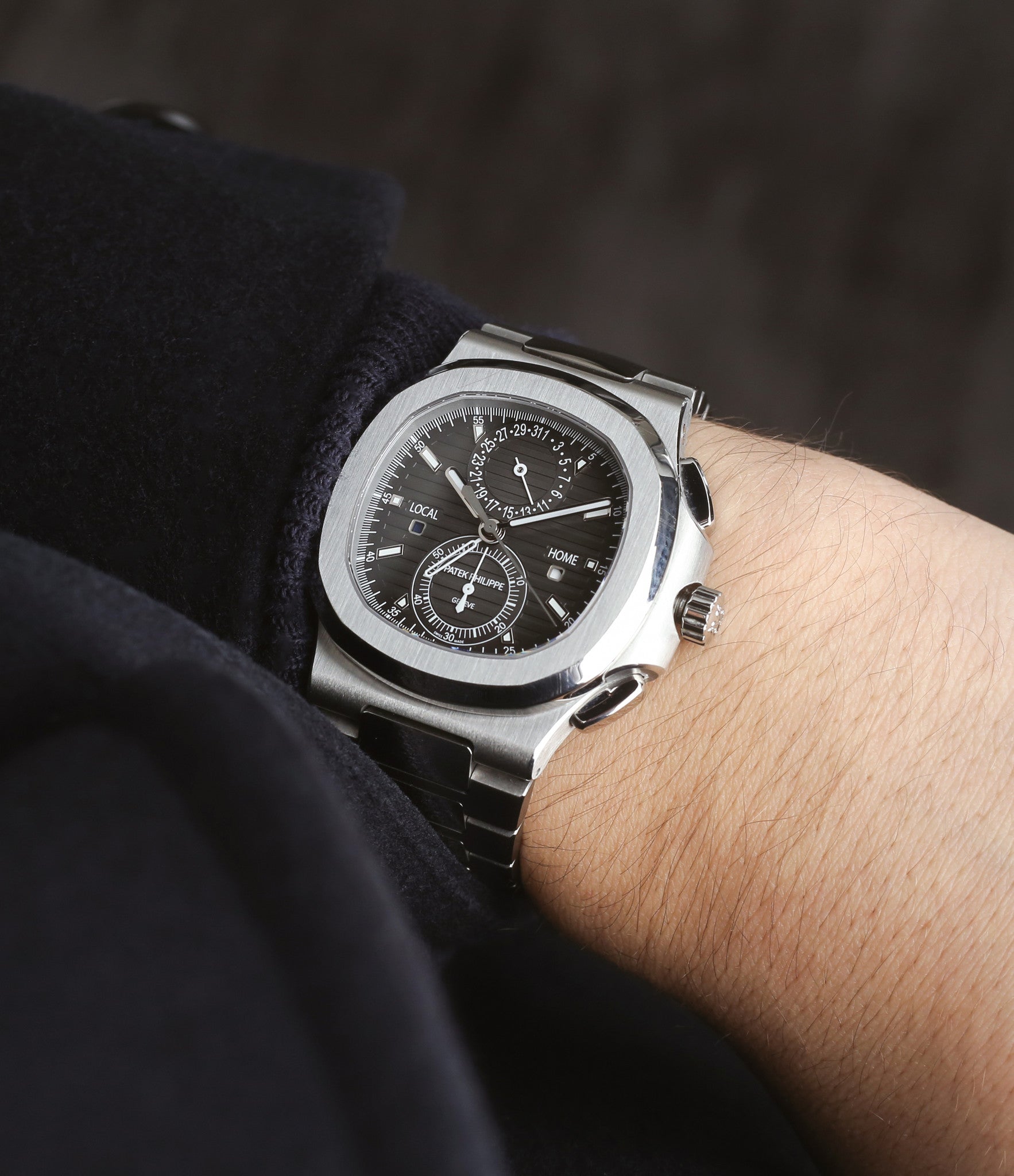 Buy Patek Philippe Nautilus 5990 watch | Buy Patek Philippe traveller ...